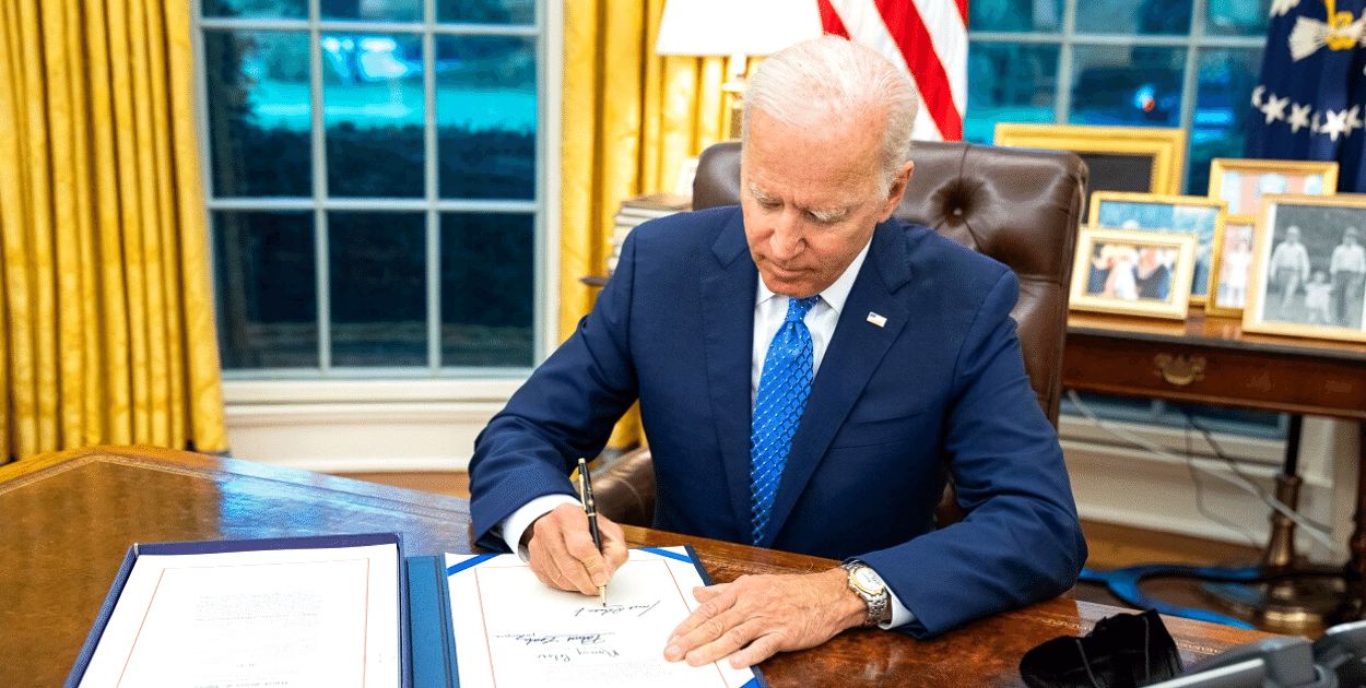 New Initiative Gives Americans Up To $50,000 Emergency Stimulus Funds ...